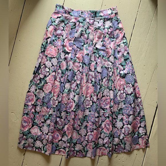 Laura Ashley | Skirts | Vtg Laura Ashley Pastel Floral Cotton Skirt ...